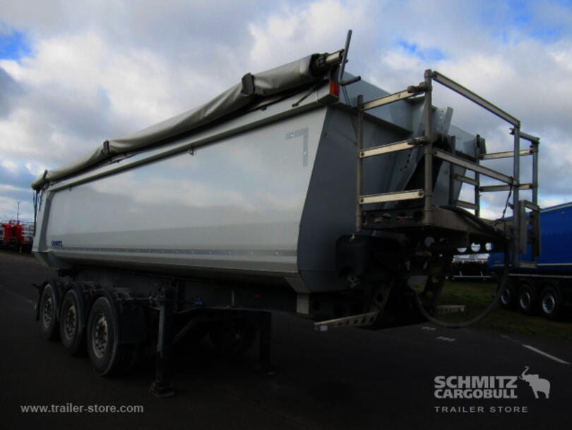 Schmitz Cargobull - steel half pipe body Tipper | 5479777 | EN